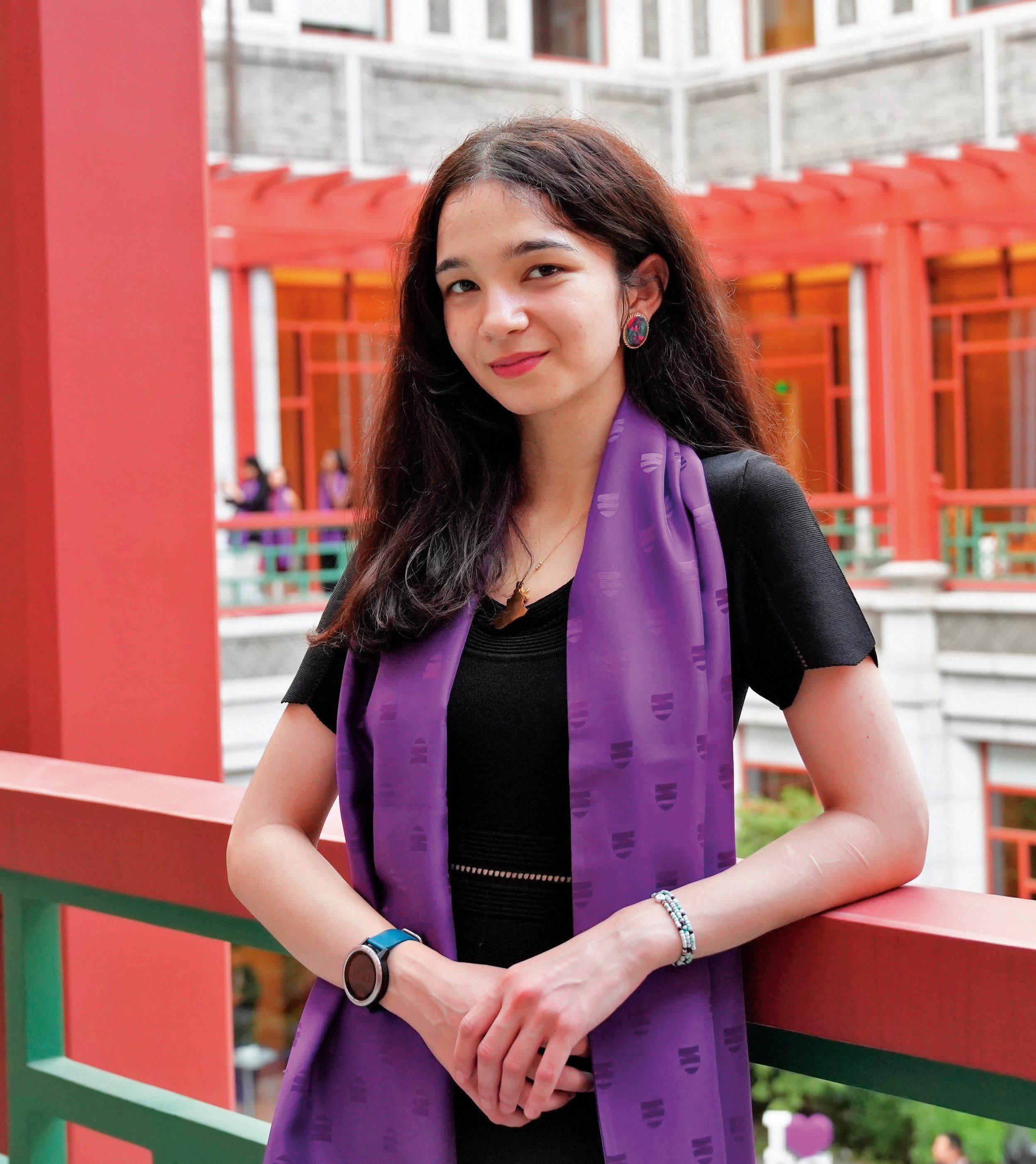 A Mother’s Example Inspires a Schwarzman Scholar | Davis UWC Scholars